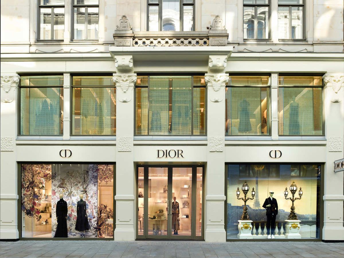 Dior: Dior Unveiled A New Boutique In Oslo - Luxferity