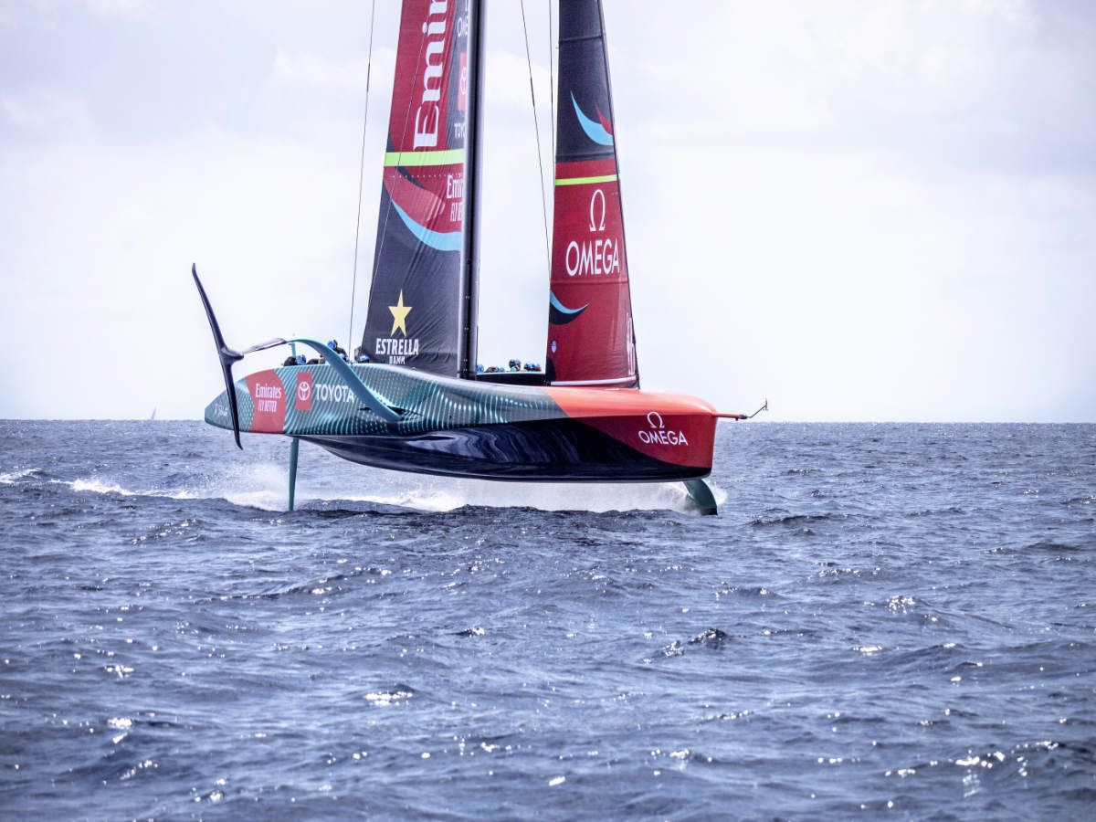 Omega: OMEGA’s Latest Seamaster Salutes Emirates Team New Zealand ...