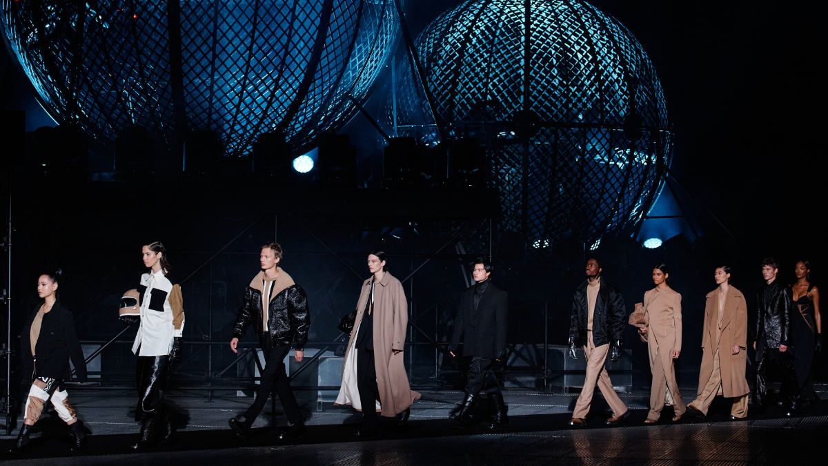 Hugo Boss: Boss Revealed Its New Fall/Winter 2022 Collection At Star ...