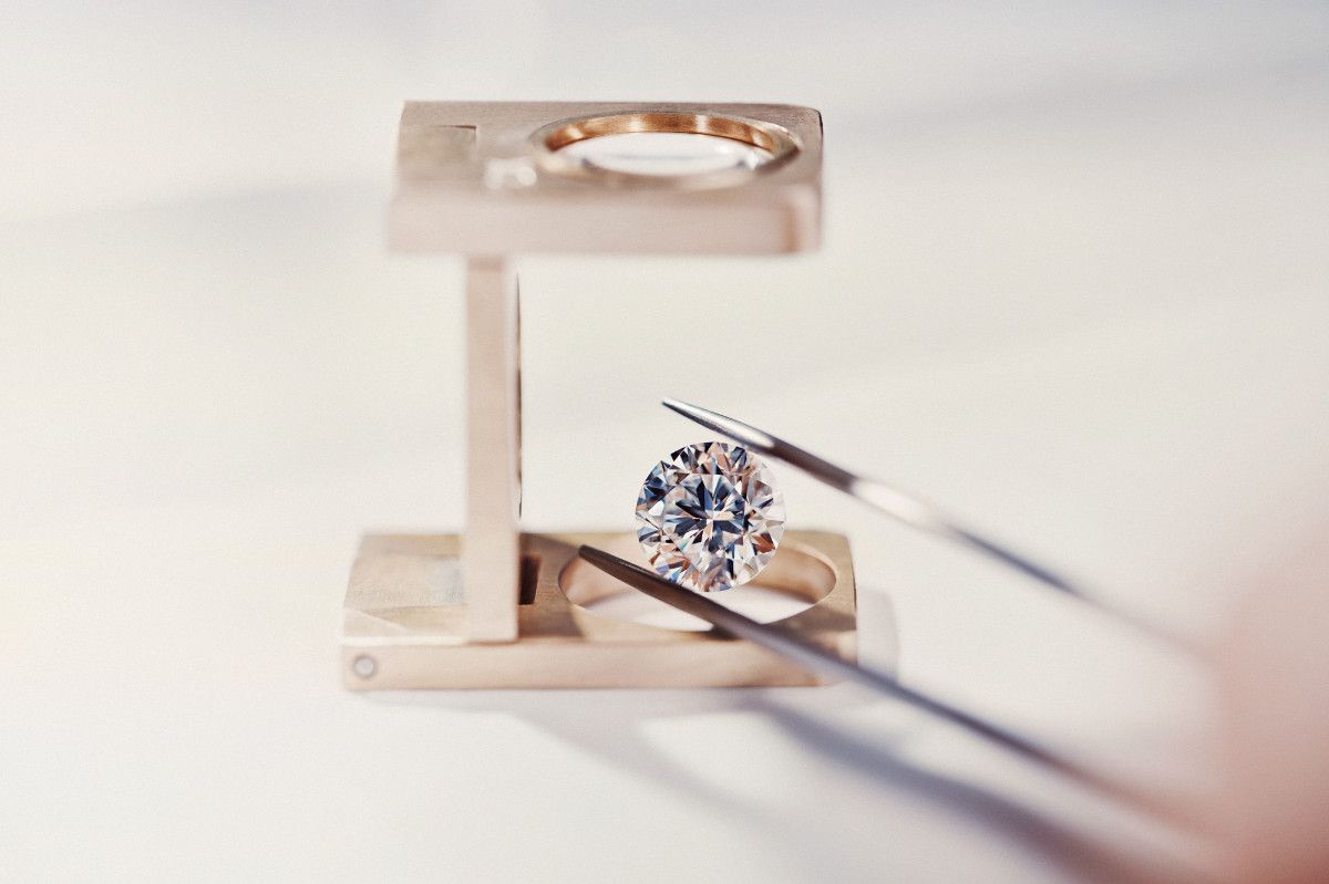 Louis Vuitton: Louis Vuitton Presents Its New LV Diamonds Collection ...