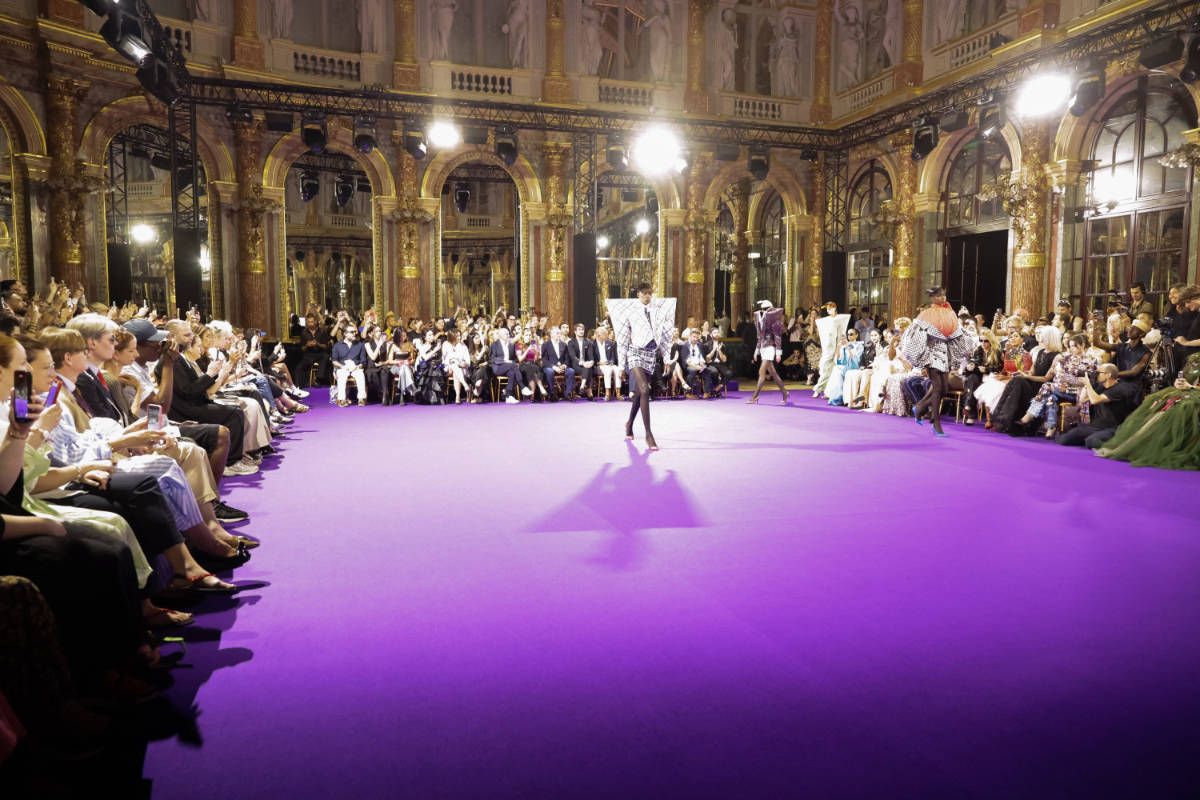 Viktor&Rolf: Viktor&Rolf Present New Haute Couture Autumn/Winter 2024/ ...