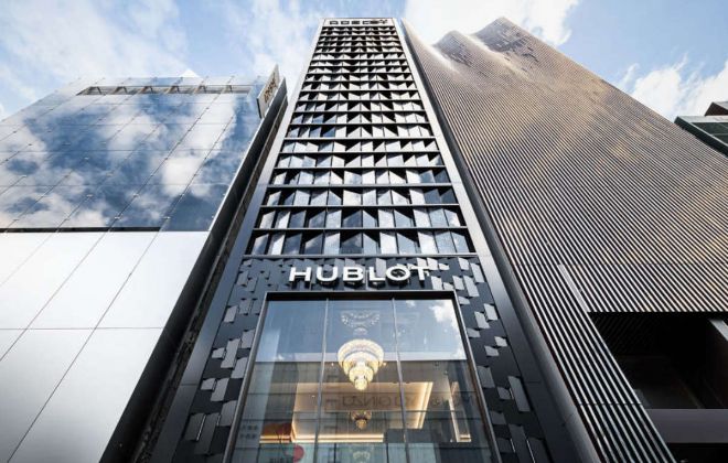 Chloé's latest boutique in the Dubai Mall in Dubai, United Arab ...