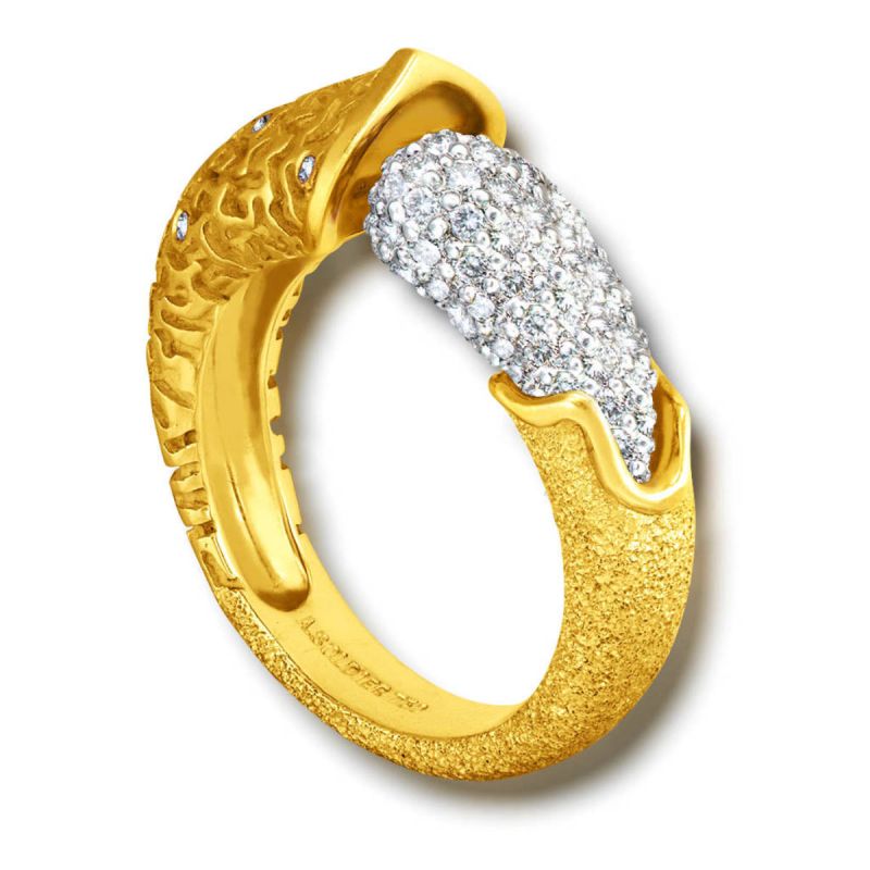 Alex Soldier: Gold Acorn Ring with Diamonds - Luxferity