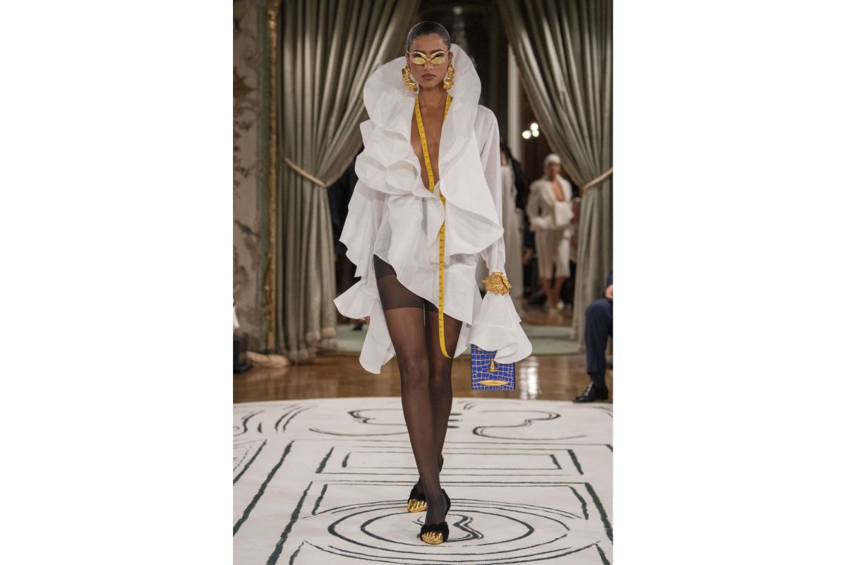 Schiaparelli: Schiaparelli Unveils An Extraordinary Pop-Up Experience ...