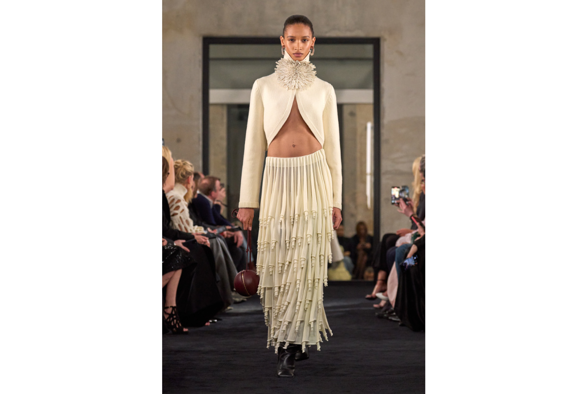 Alaïa: Alaïa Presents Its New Summer Fall 2025 Collection - Luxferity