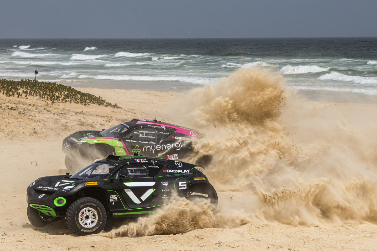 Zenith Watches: Zenith Keeps Extreme E Race On Time In Dakar At Ocean X ...