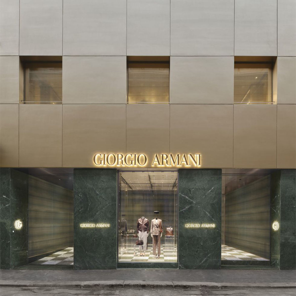 Giorgio Armani Boutique Milan - Luxferity